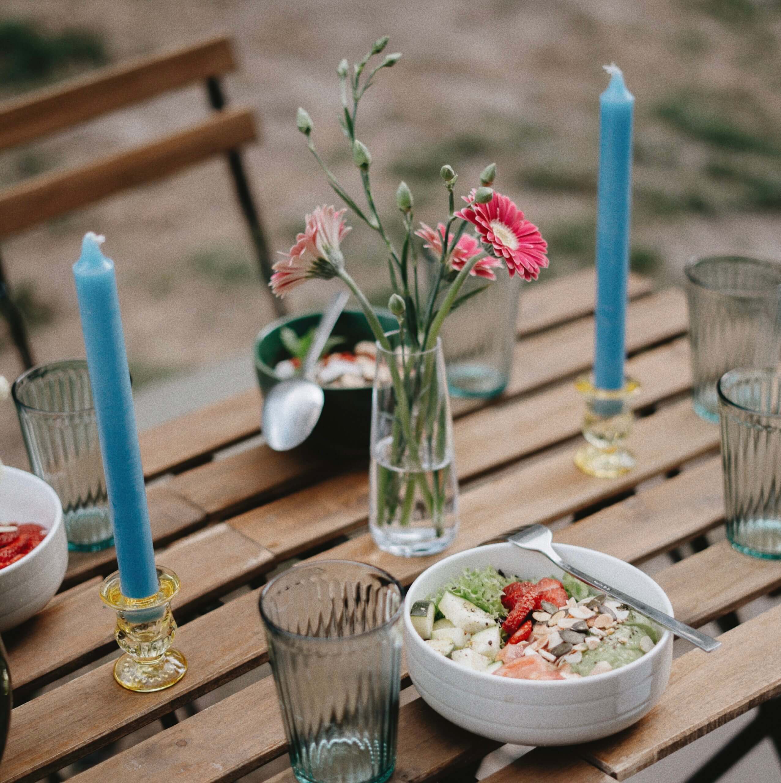 Ultimate Outdoor Dining Tips - Food Fire + Knives